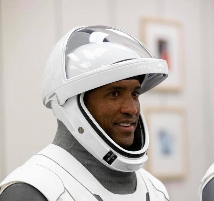 'Happiness, relief' - Astronaut Vic Glover talks space, STEM programs ...