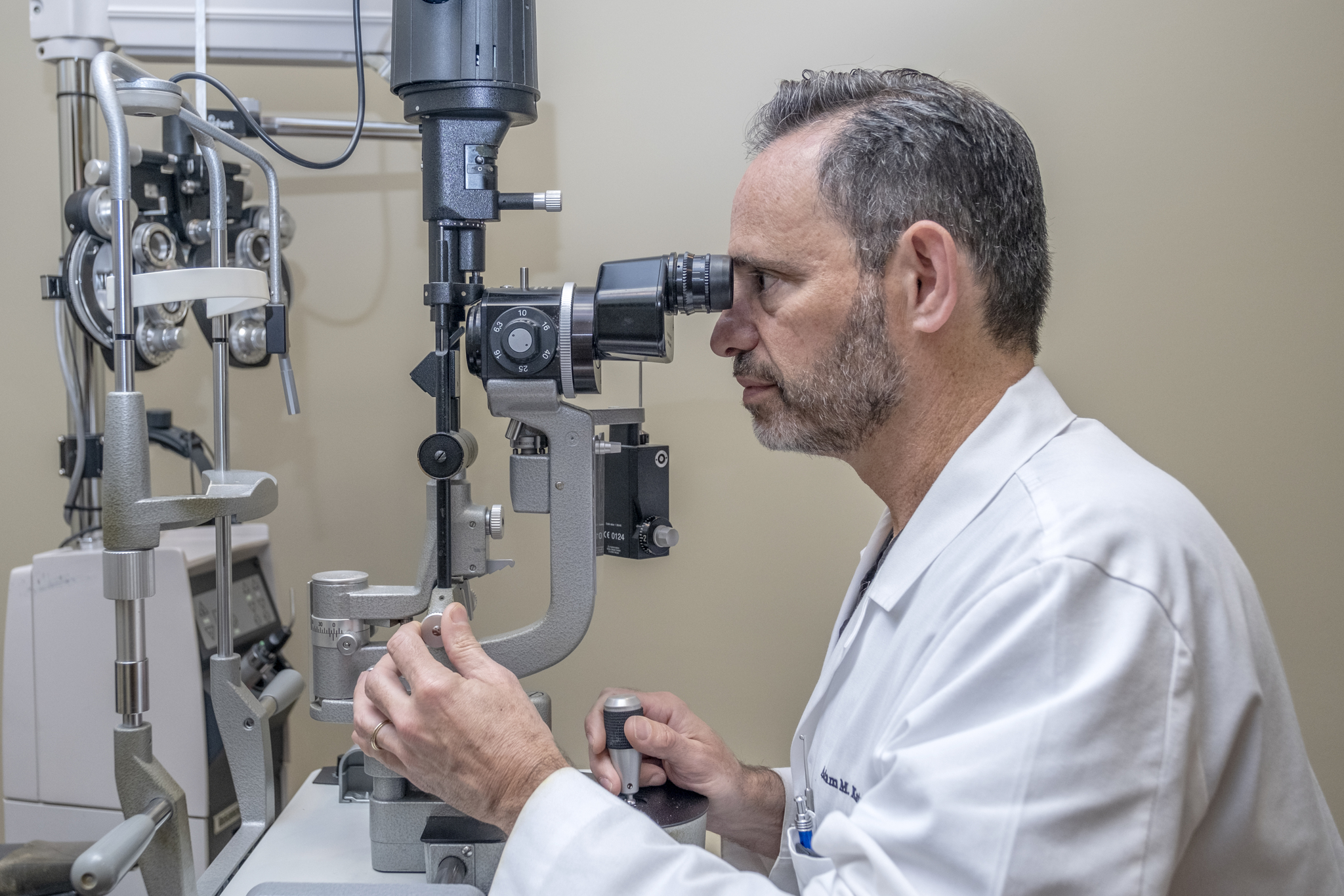 New treatments in sight for eye disease common in seniors - Vero News