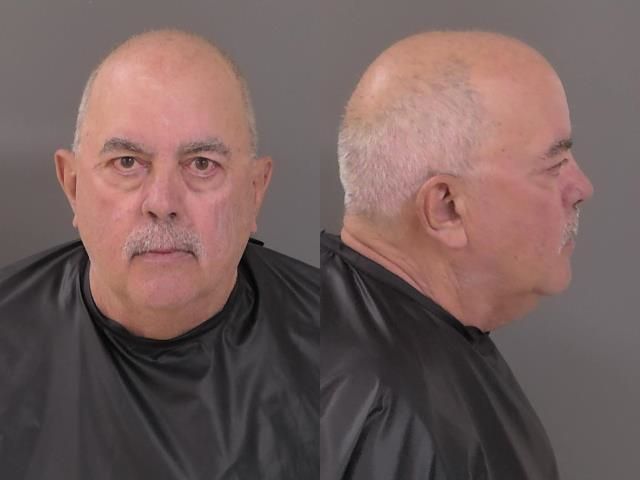 Man charged after exposing himself to delivery driver - Vero News