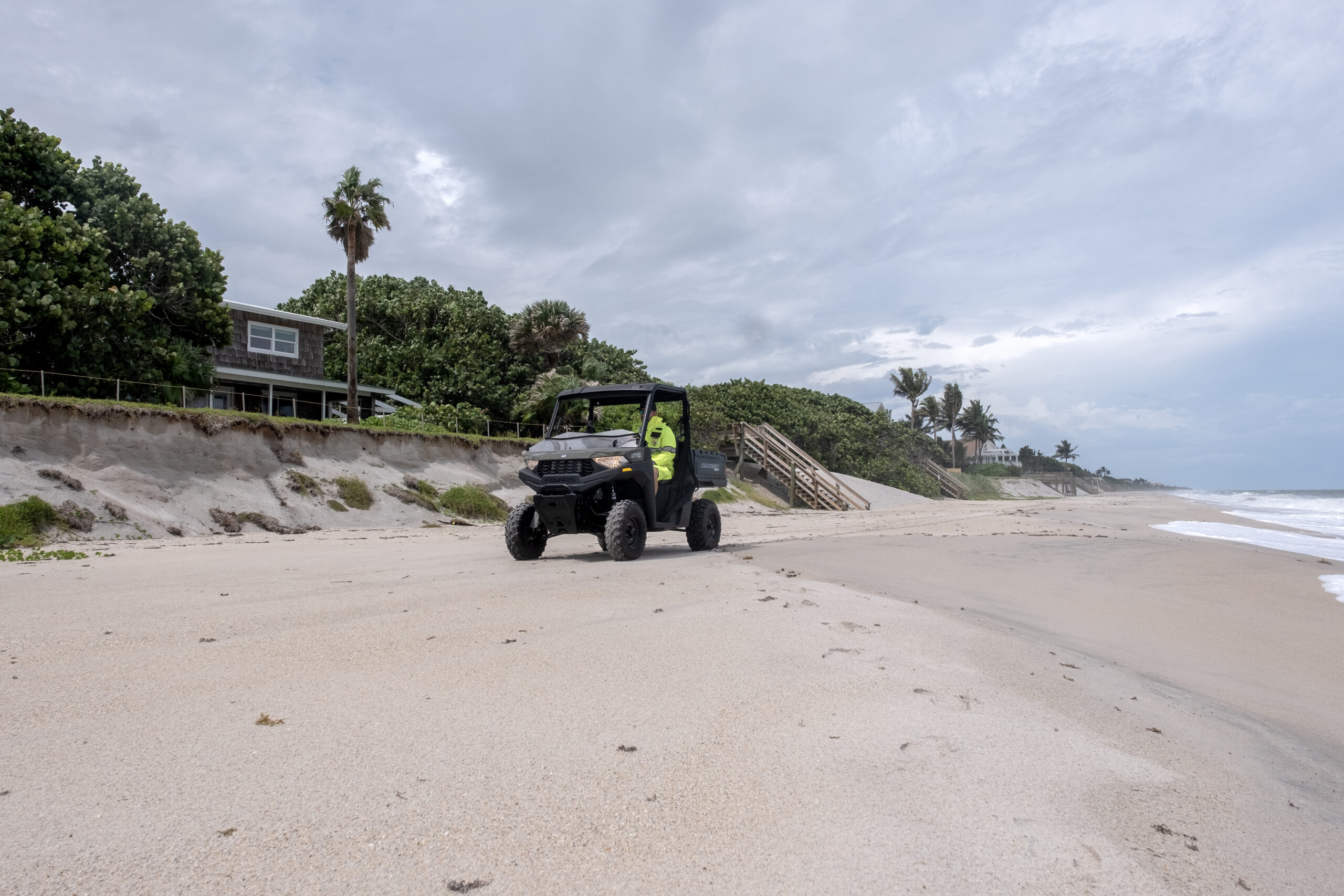 Sand is finally on the way - Vero News